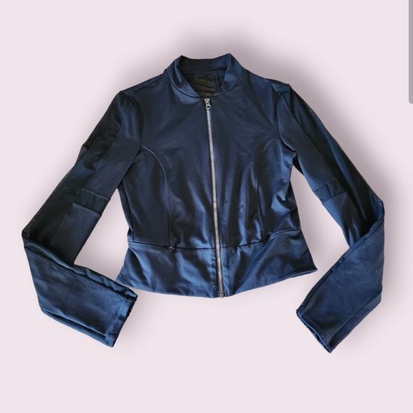 ALO Yoga | Jackets & Coats | Alo Yoga Frame Sheer Contour Sport Jacket ...